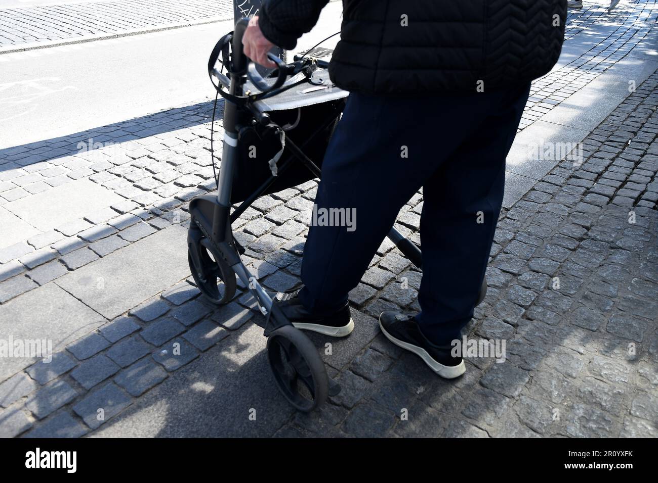 Woman walker wlker hi-res stock photography and images - Alamy