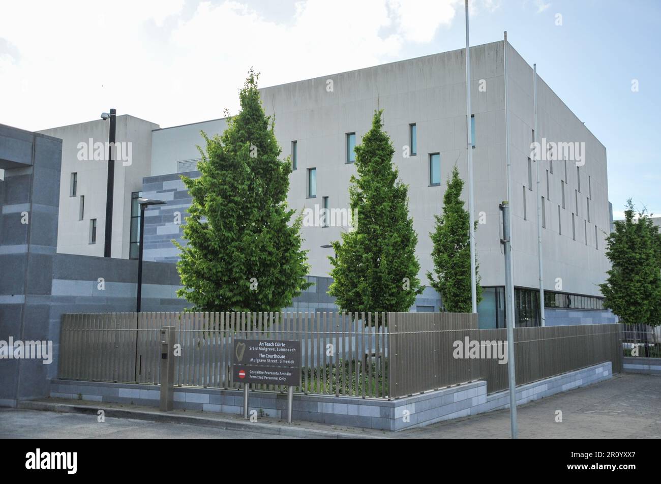 Limerick court hi-res stock photography and images - Alamy