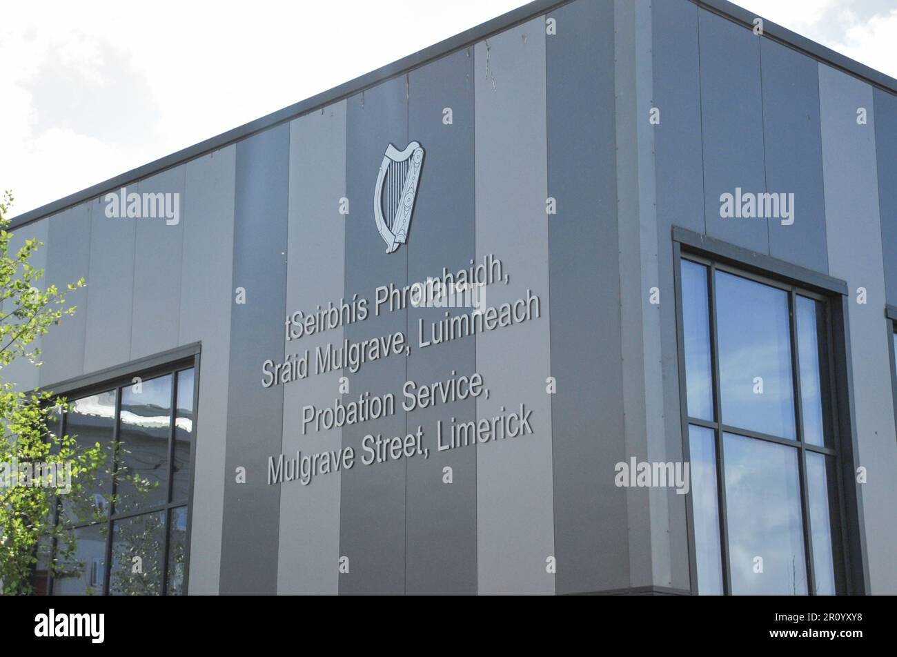 Limerick court hi-res stock photography and images - Alamy