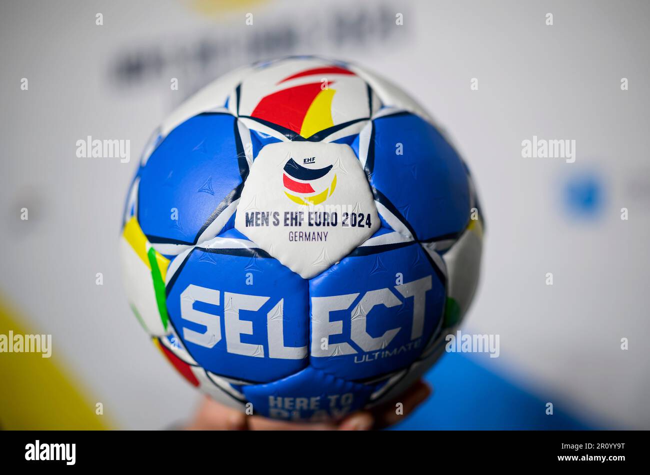 Feature, the ball of the EM from Select, ball, handball, draw for the ...