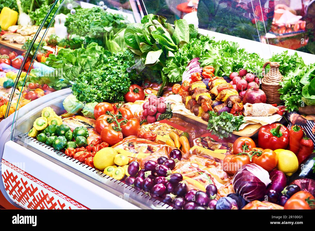 Onion counter hi-res stock photography and images - Alamy