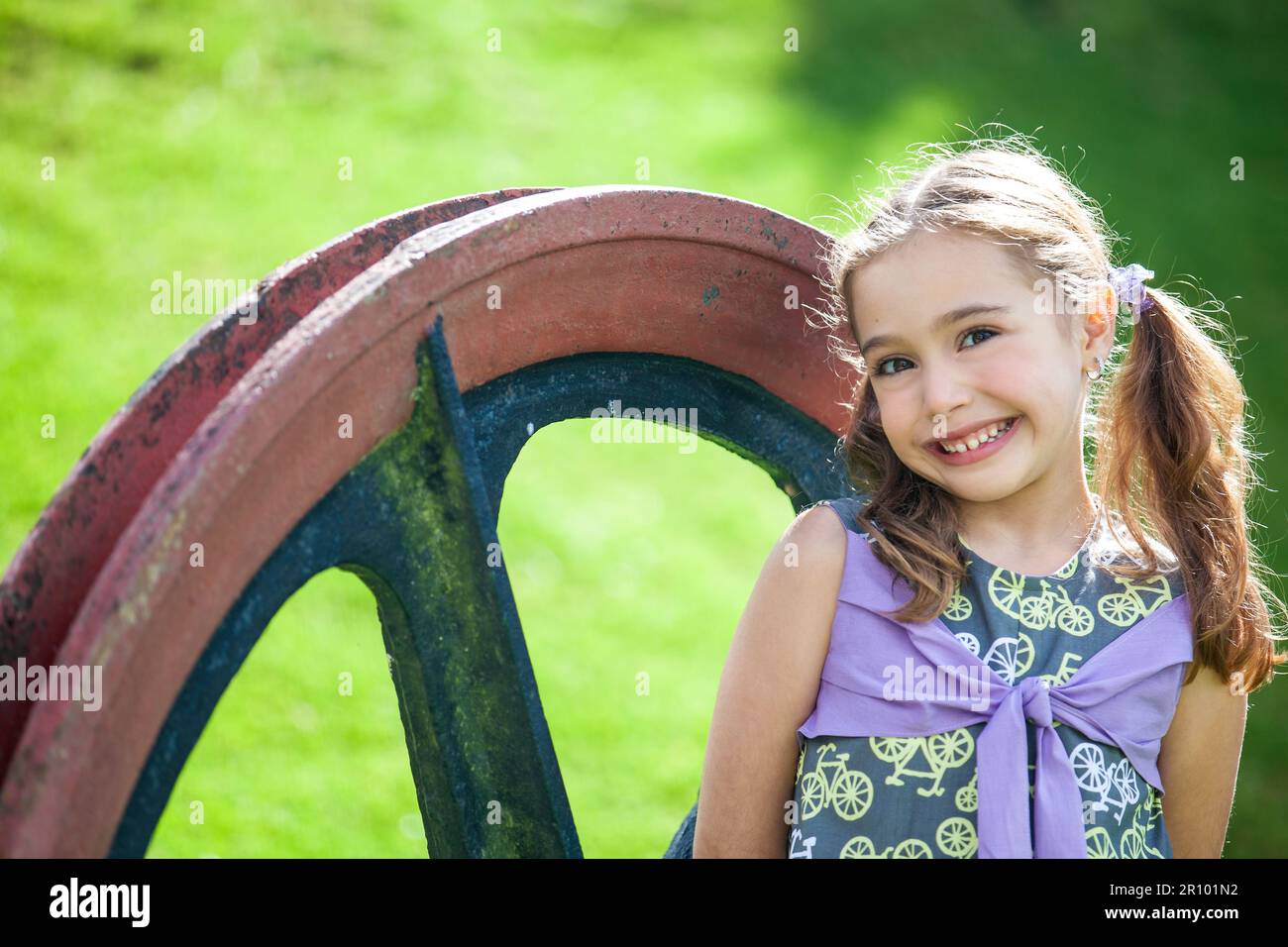 Sweet six years old blonde girl outdoors Stock Photo - Alamy