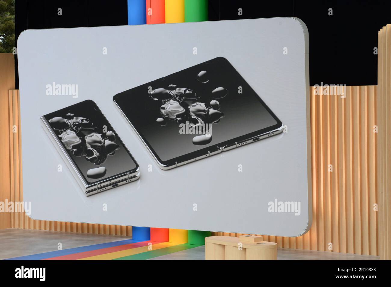 Mountain View, USA. 10th May, 2023. The foldable smartphone Pixel Gold ...