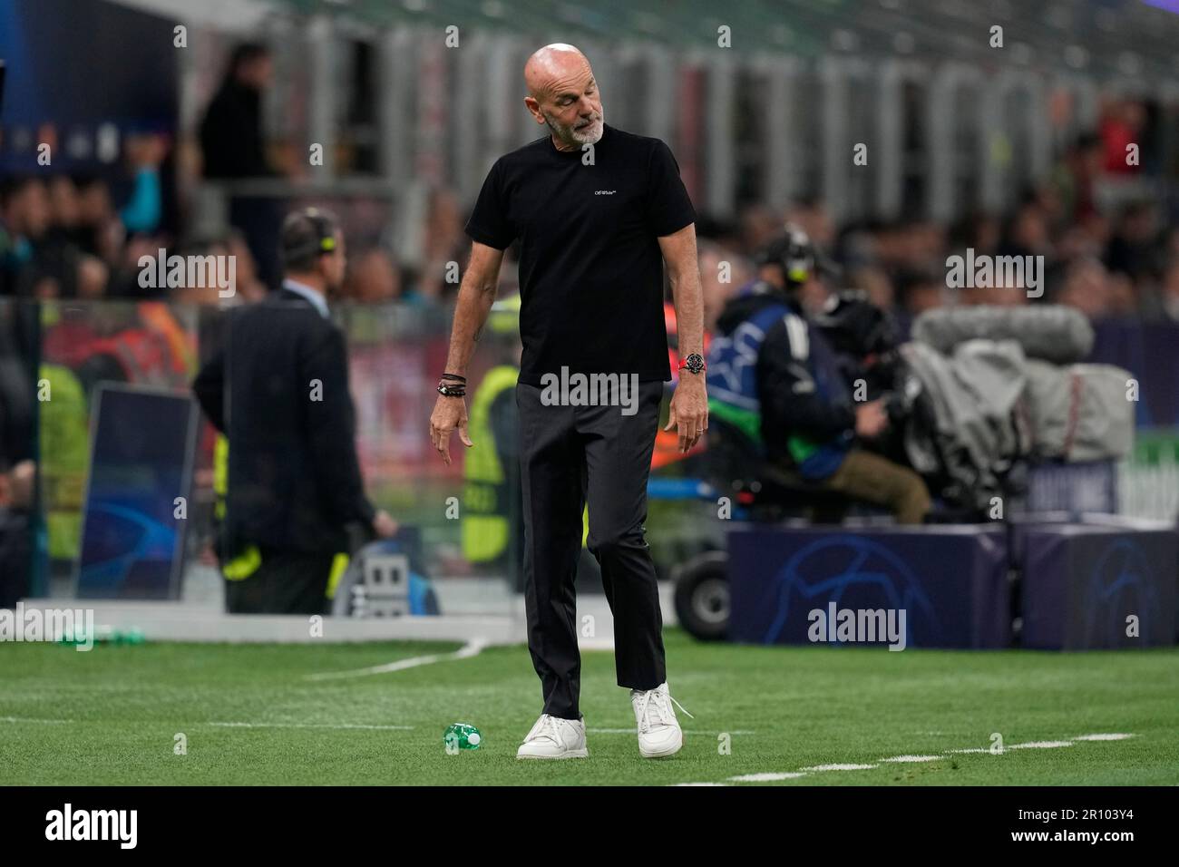 AC Milan's manager Stefano Pioli gestures during the Champions League ...