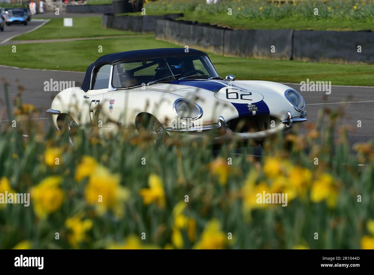 Gregor Fisken, Jaguar E-Type, Moss Trophy, a single driver, twenty ...