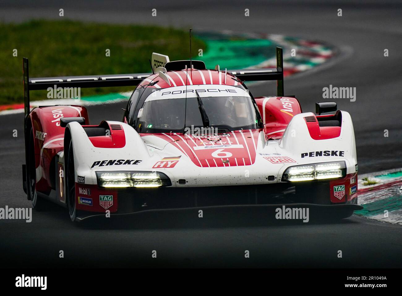 Porsche 963 hi-res stock photography and images - Alamy