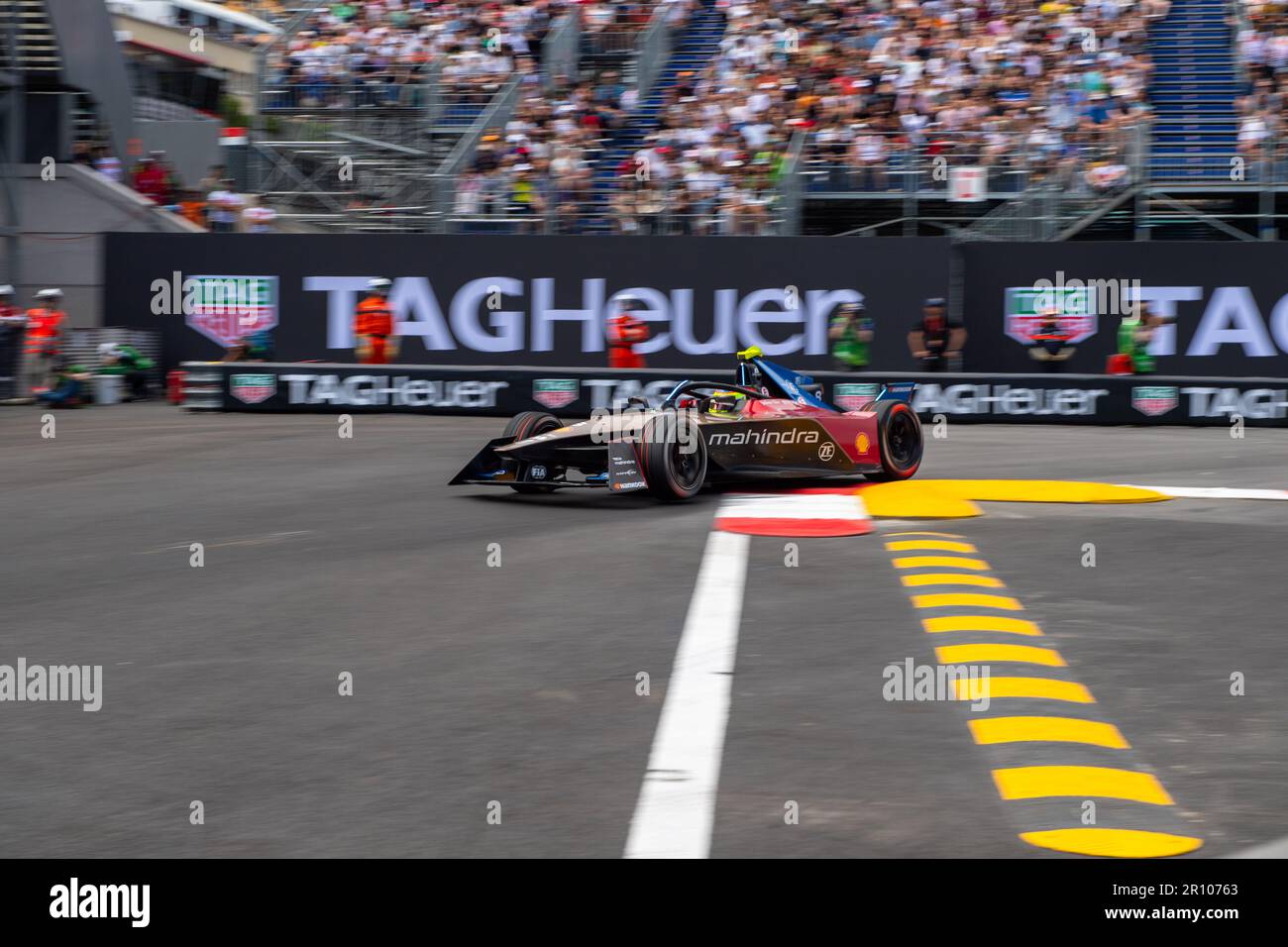 Oliver Rowland (Mahindra Racing) seen in action during 6th edition of ...