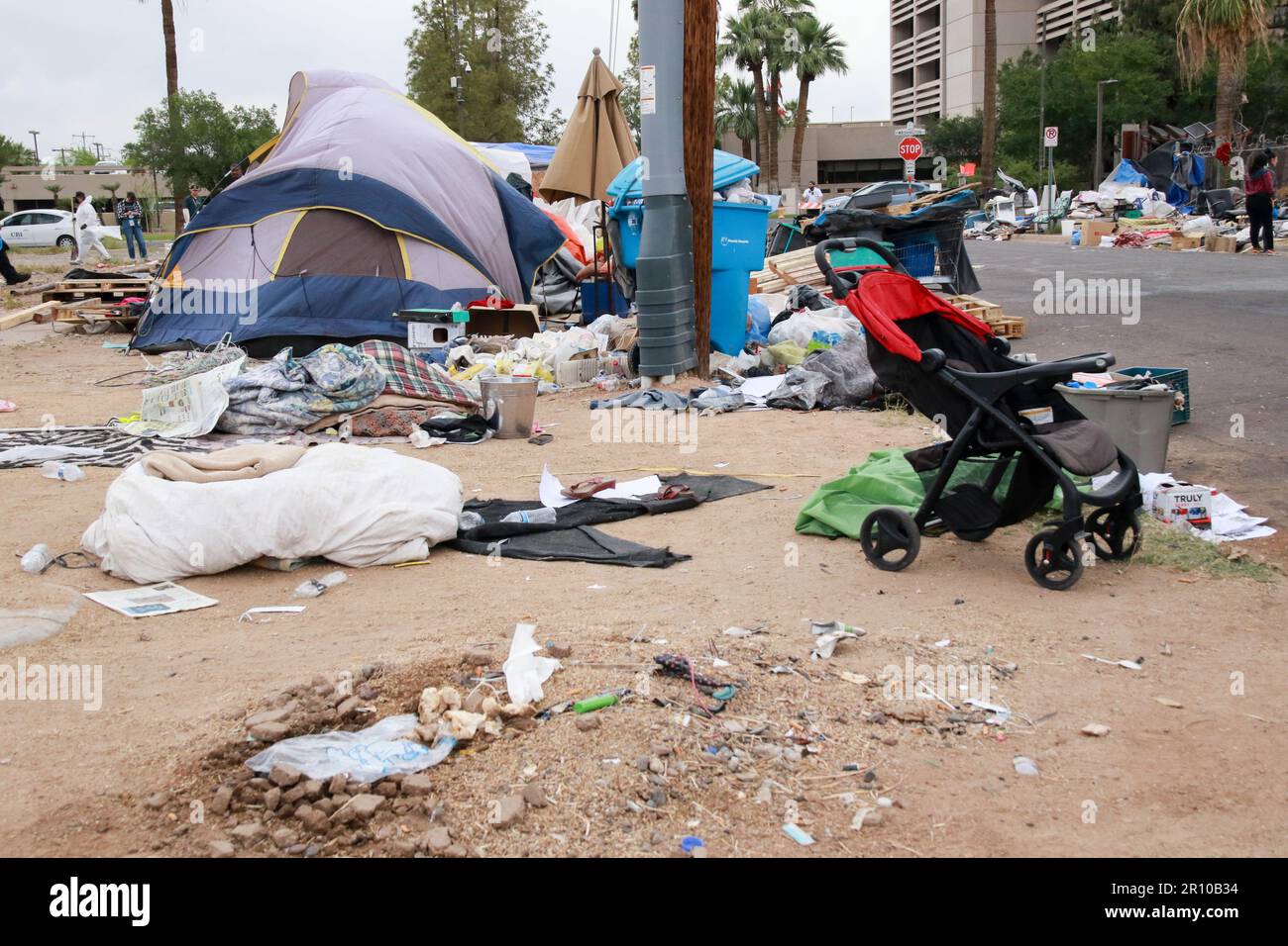 The city of Phoenix begins cleanup in ‘The Zone', a downtown Phoenix homeless encampment in ...