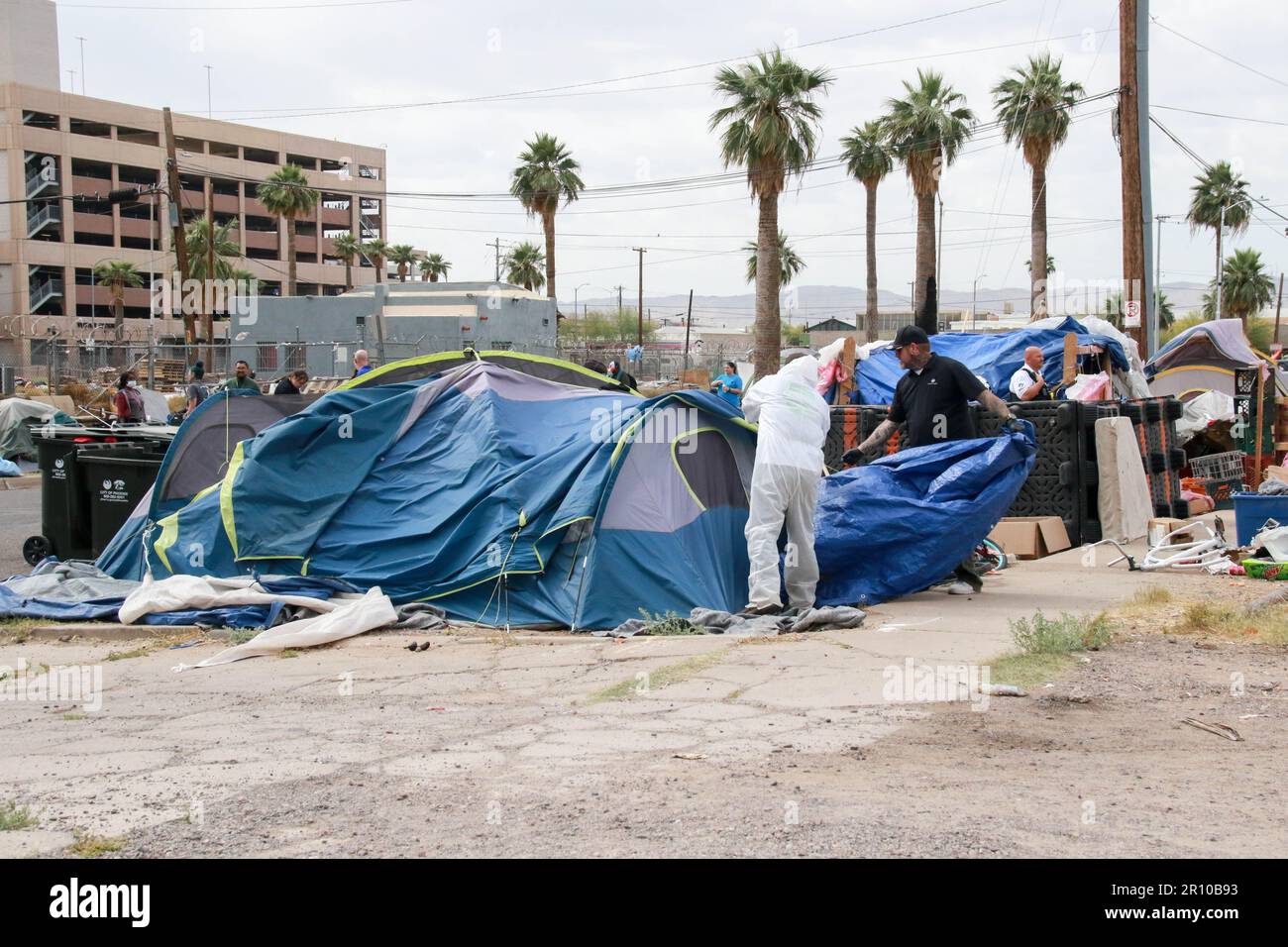 Homeless encampment phoenix hi-res stock photography and images - Alamy