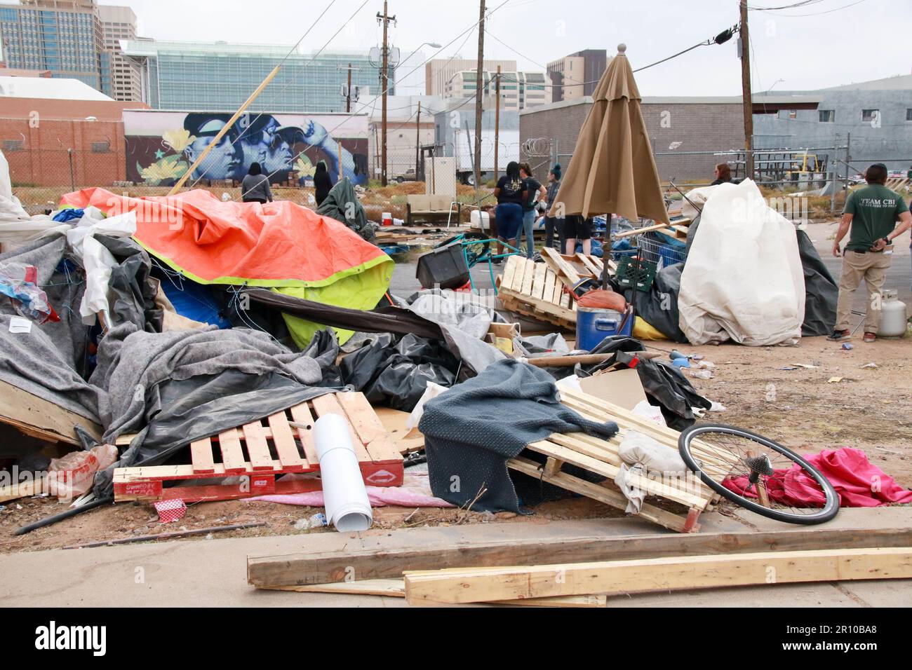 The city of Phoenix begins cleanup in ‘The Zone', a downtown Phoenix homeless encampment in ...