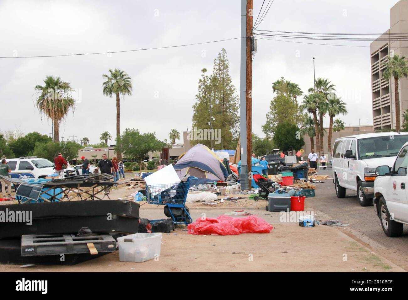 Homeless encampment phoenix hi-res stock photography and images - Alamy