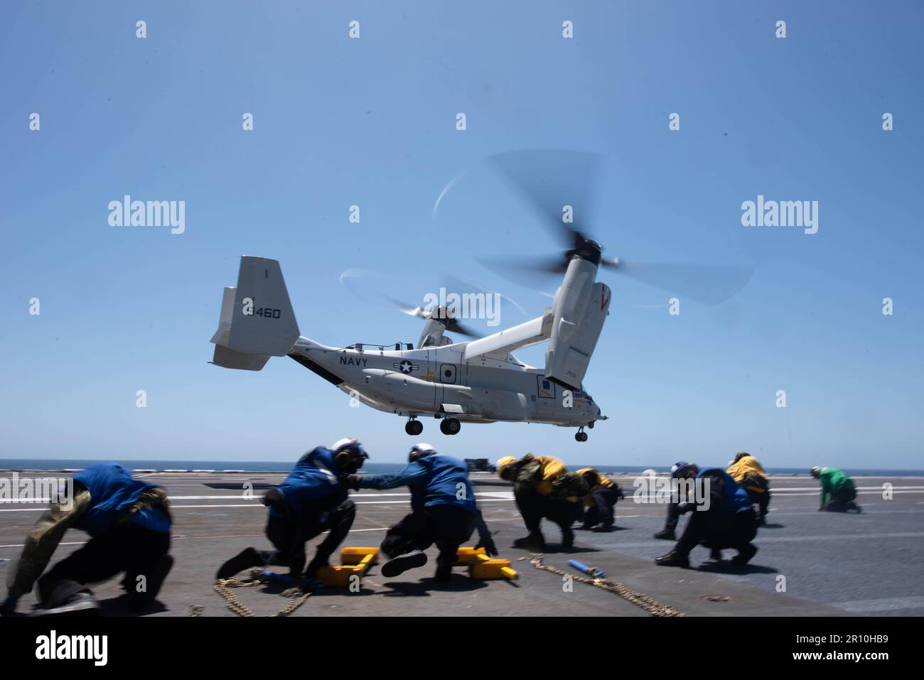 PACIFIC OCEAN (May 9, 2023) – A V-22 Osprey, assigned to the “Titans ...