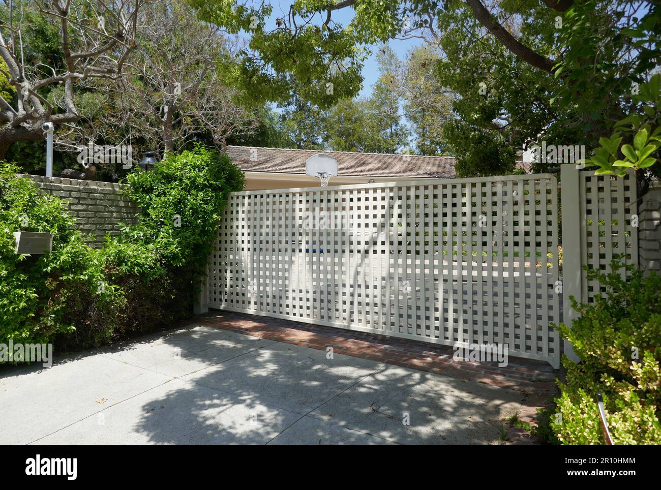 Los Angeles, California, USA 8th May 2023 Actor John Ritter and Actor ...