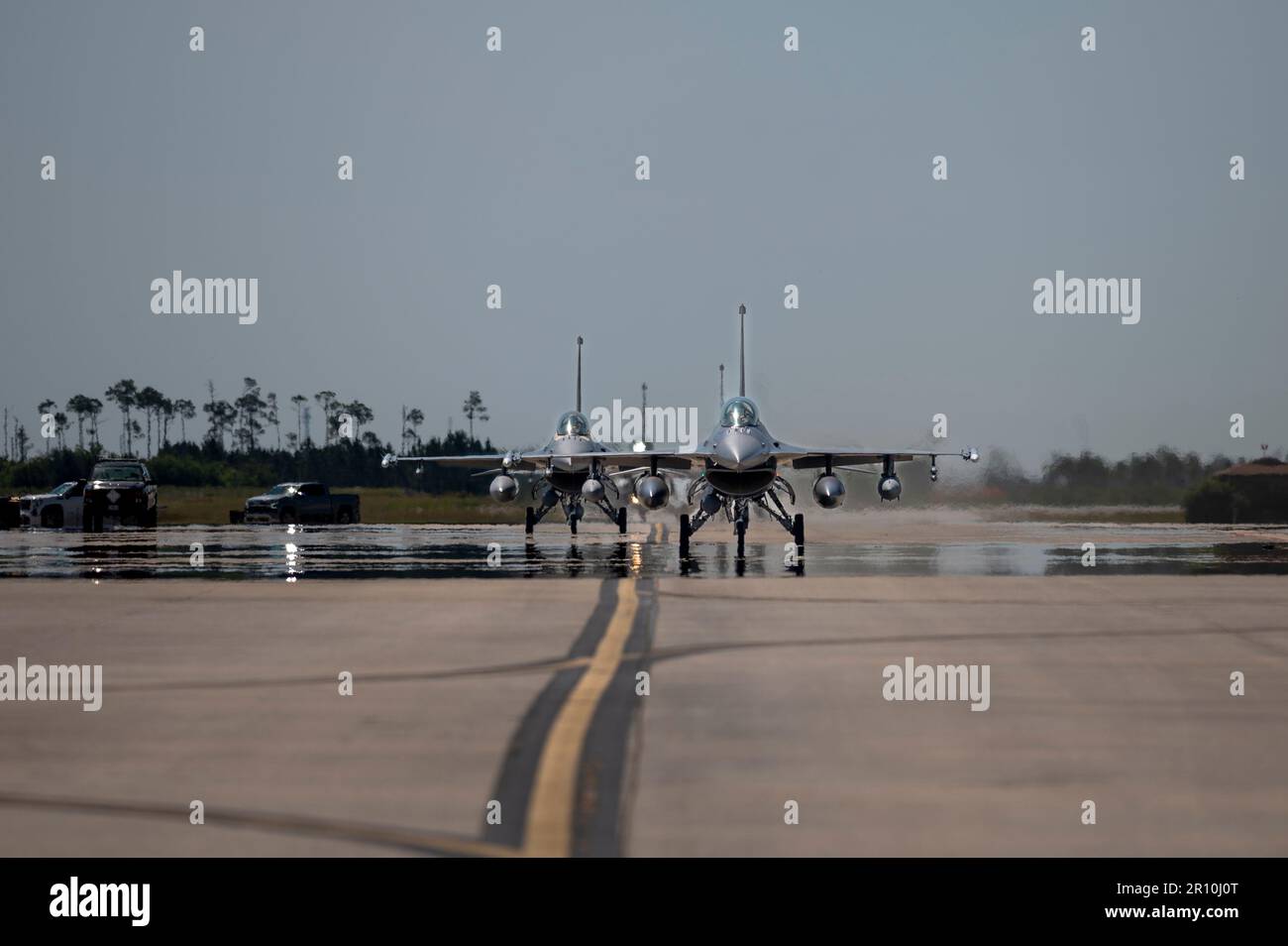 U.S. Air Force F-16 Fighting Falcons assigned to the 93rd Fighter ...