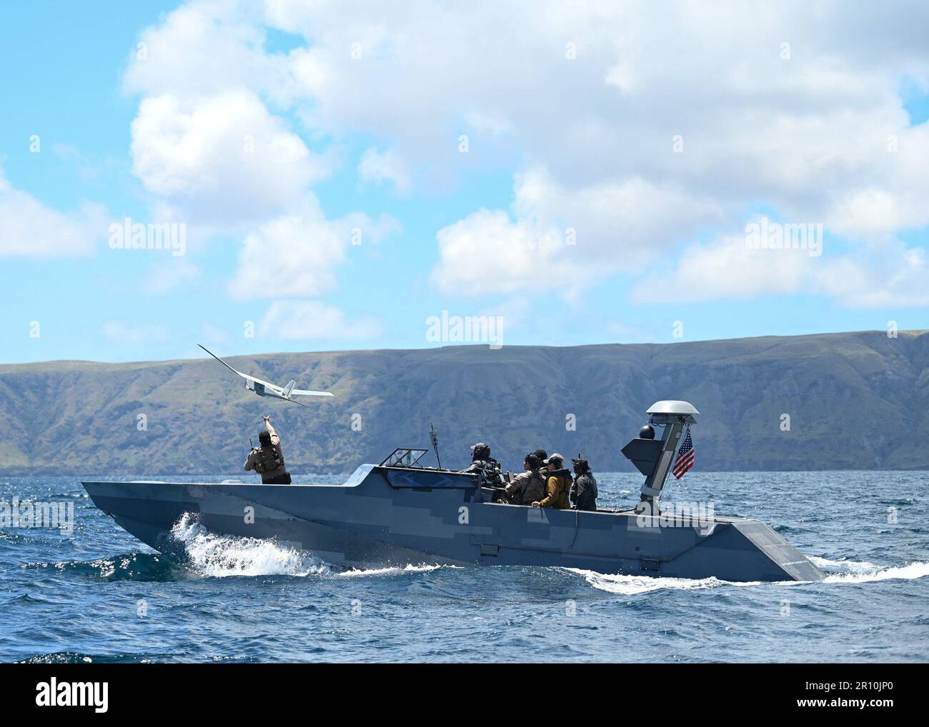 230503-N-GR718-1093 A West Coast-based Naval Special Warfare operator ...