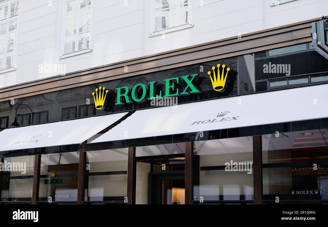 Rolex sign symbol hi-res stock photography and images - Alamy