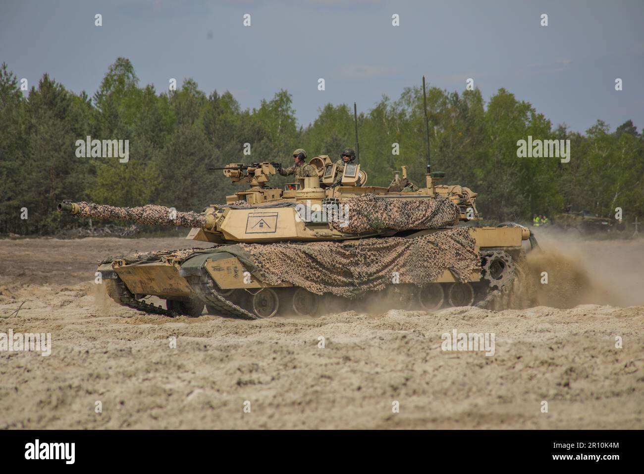 U.S. Soldiers assigned to Aggressor Company, 2nd Battalion, 70th Armor ...