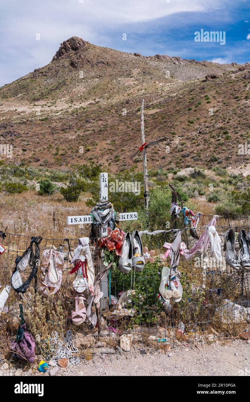 Mona Bell's fake grave in Rhyolite Nevada where she lived for some time ...