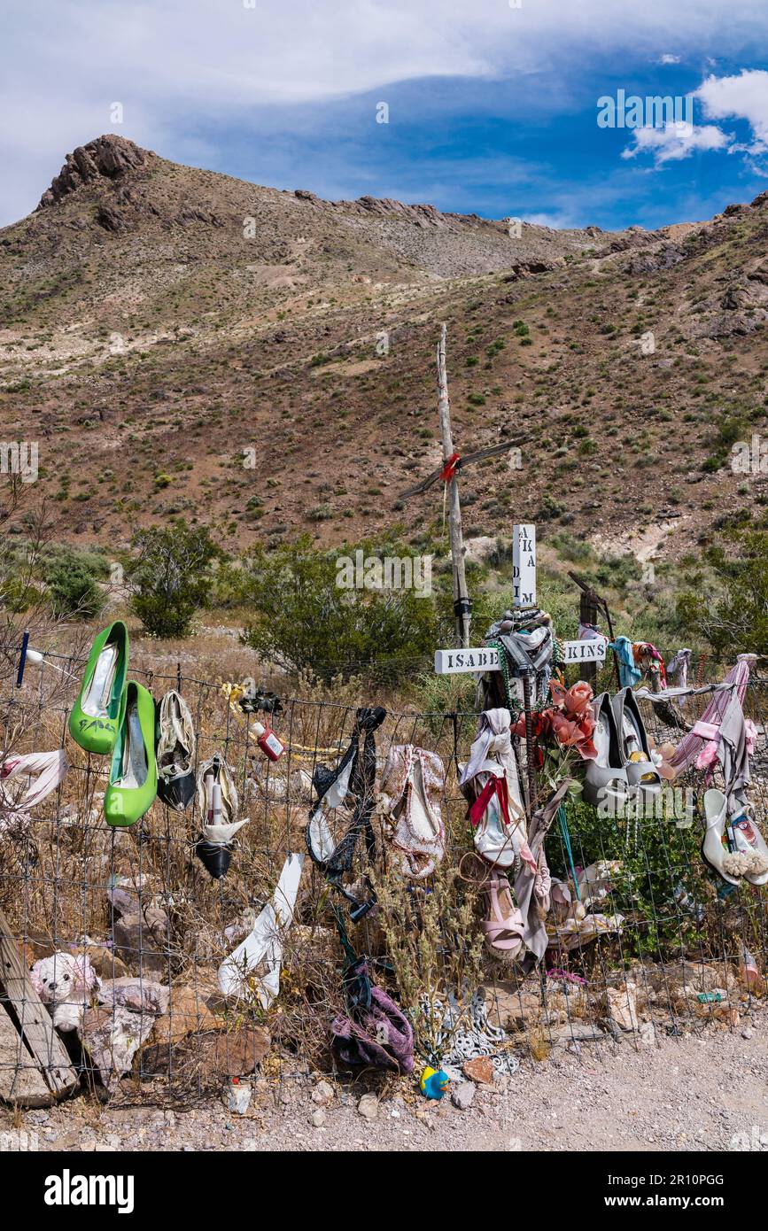 Mona Bell's fake grave in Rhyolite Nevada where she lived for some time ...