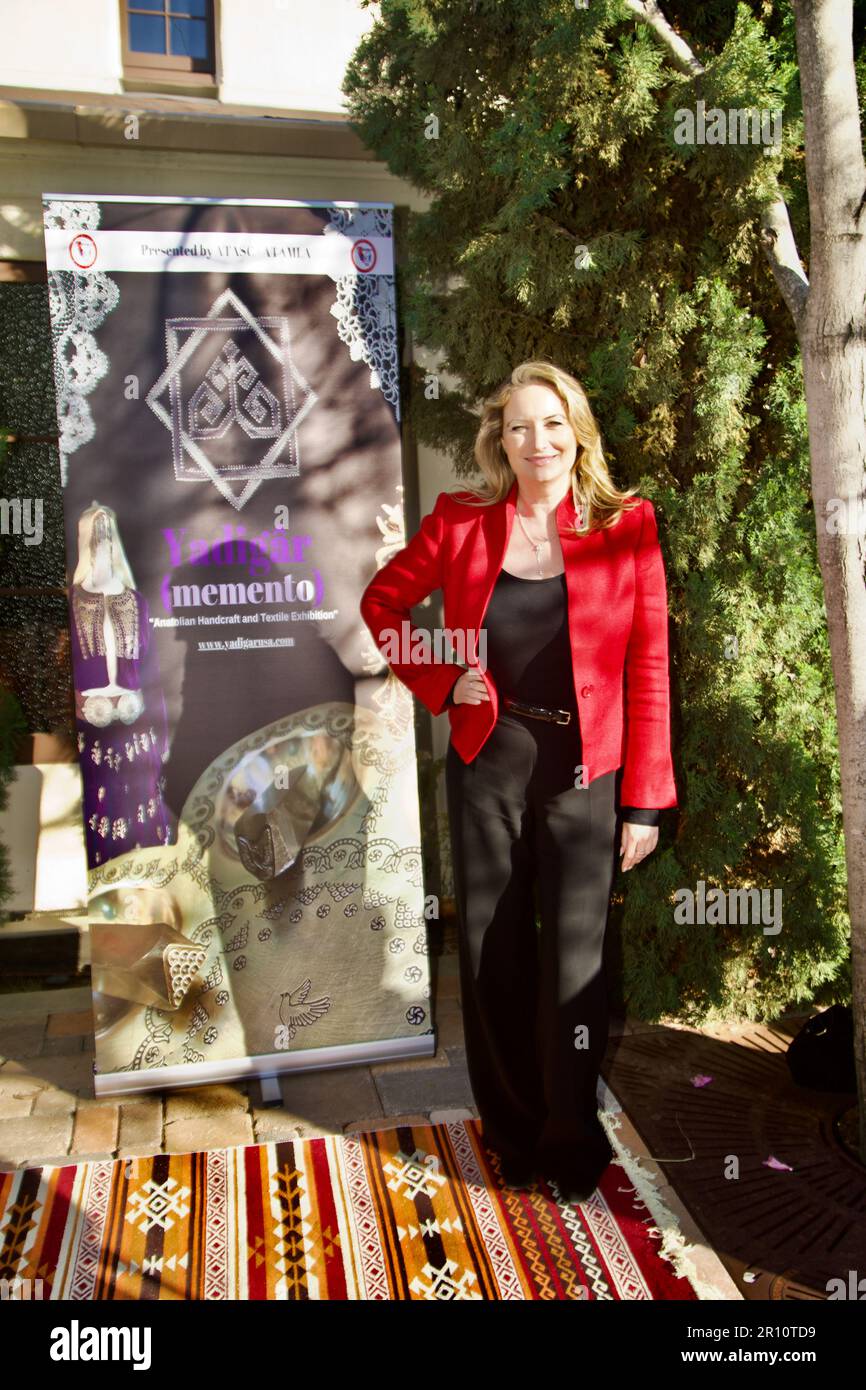 Renee pea hi-res stock photography and images - Alamy