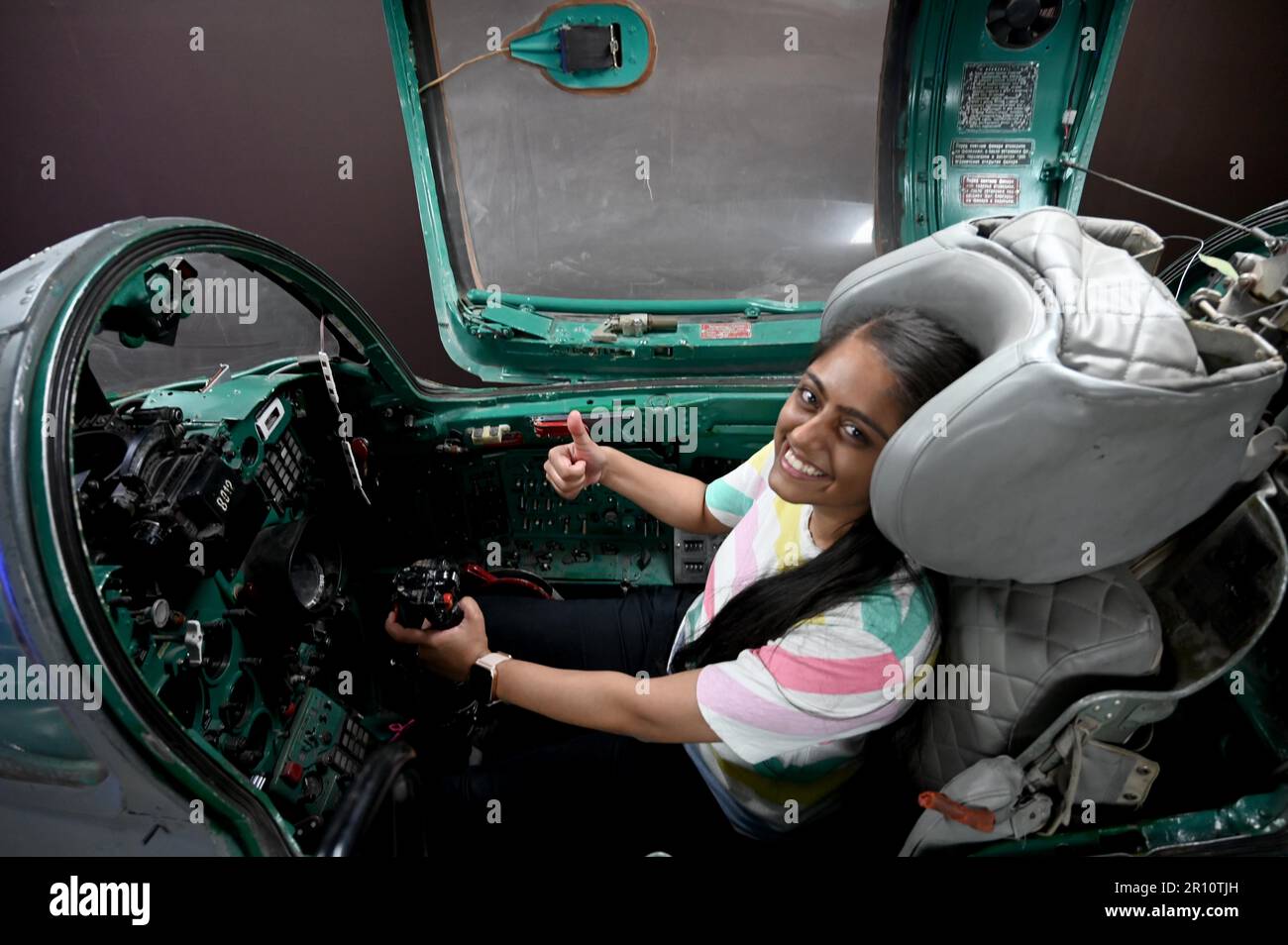 Pilot Cockpit Migs MiG 31 Pilot Cockpit | Defence Forum & Military