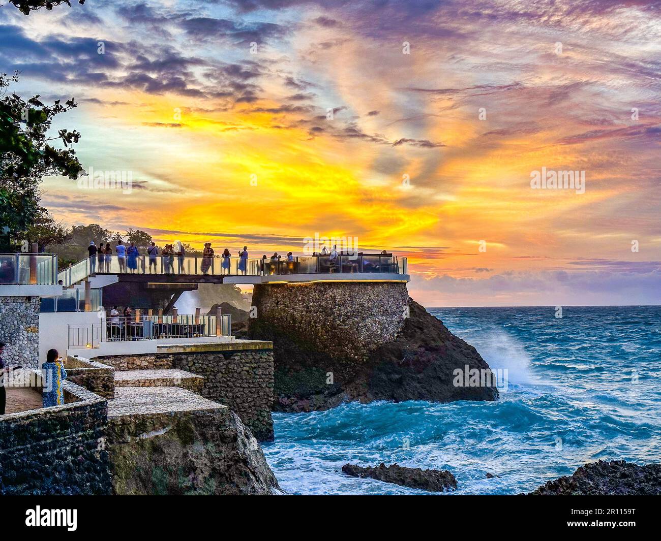 Rock bar in Jimbaran, Bali, Indonesia Stock Photo - Alamy