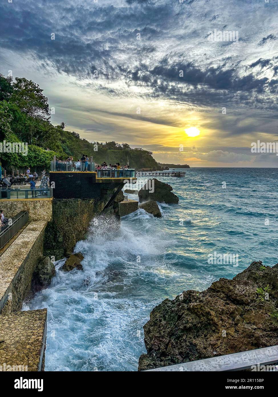Rock bar in Jimbaran, Bali, Indonesia Stock Photo - Alamy