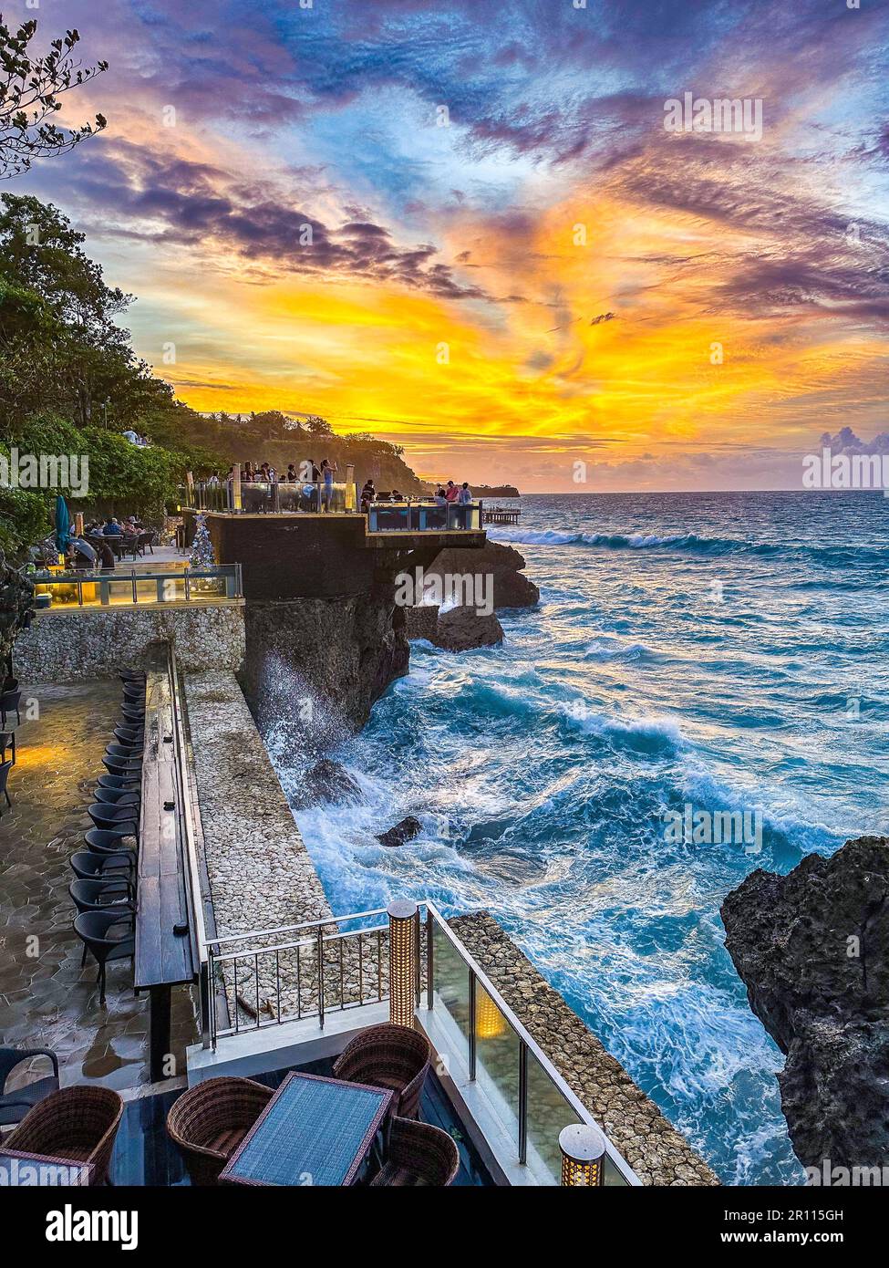 Rock bar in Jimbaran, Bali, Indonesia Stock Photo - Alamy