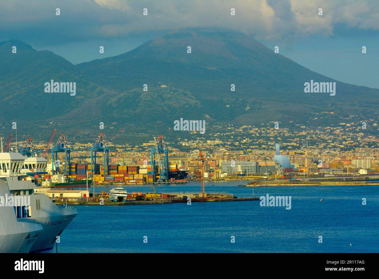 Ferry napoli hi-res stock photography and images - Alamy