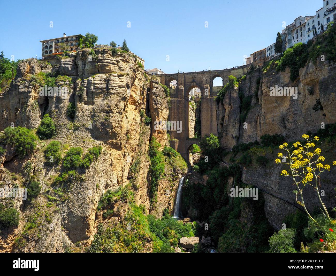 Ronda new bridge hi-res stock photography and images - Alamy