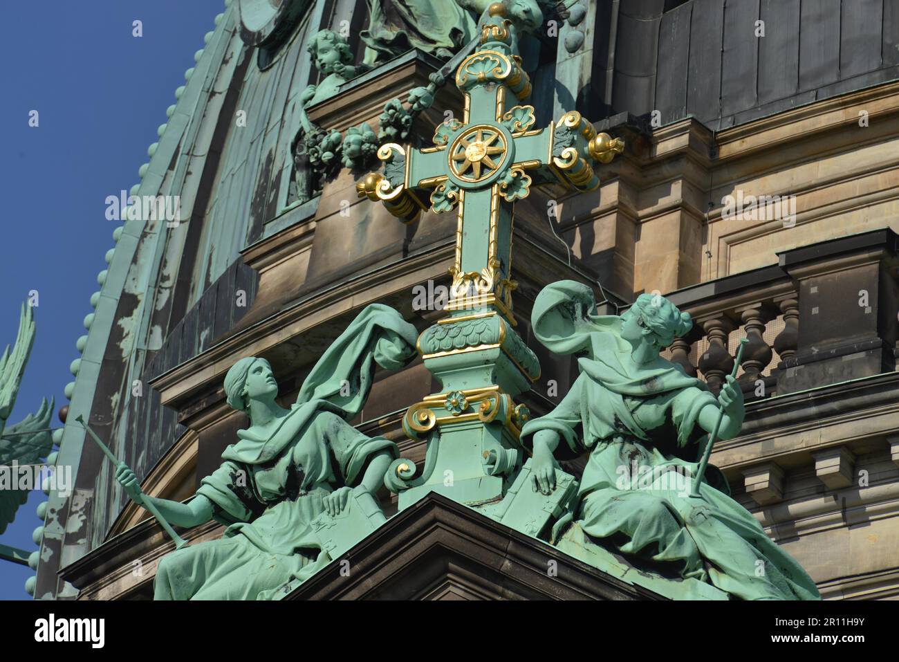 Cross berlin hi-res stock photography and images - Alamy