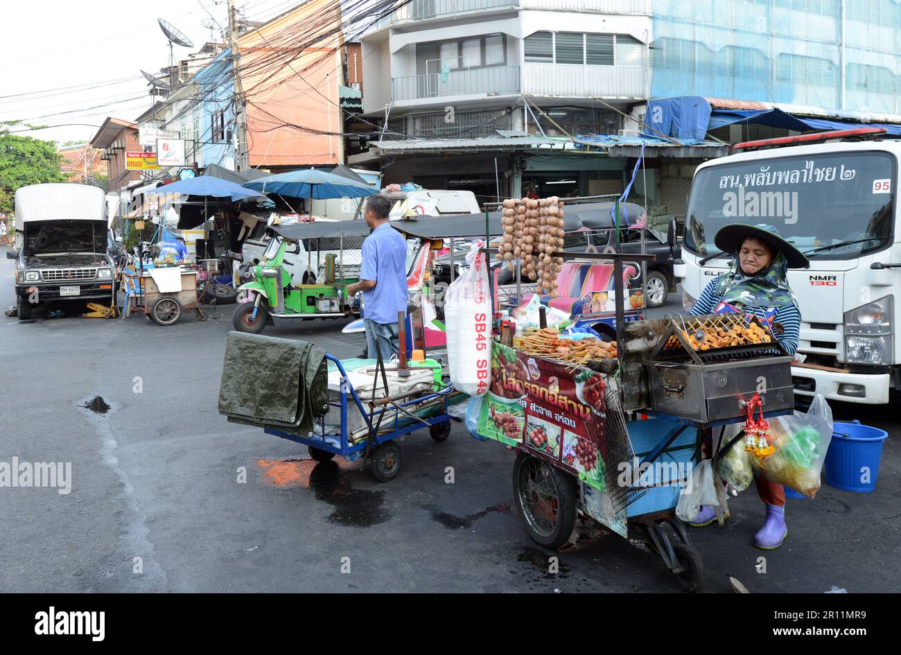Foods of thailand hi-res stock photography and images - Alamy
