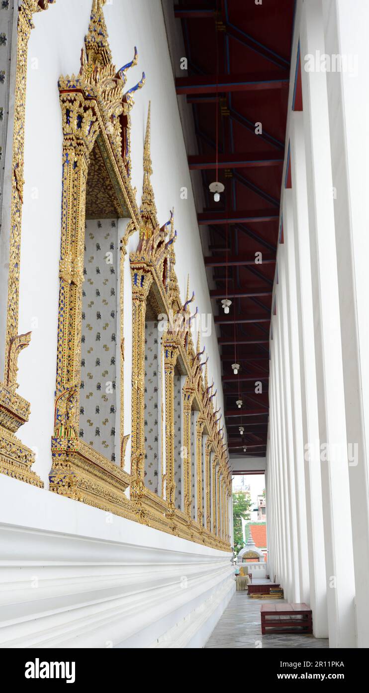 The Ordination hall in Wat Suthat, Bangkok, Thailand Stock Photo - Alamy