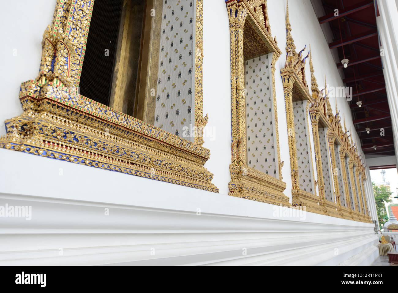 The Ordination hall in Wat Suthat, Bangkok, Thailand Stock Photo - Alamy