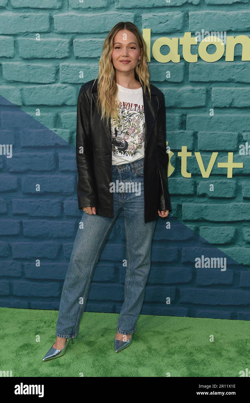 Kelli Berglund arrives at the premiere of "Platonic" on Wednesday, May ...
