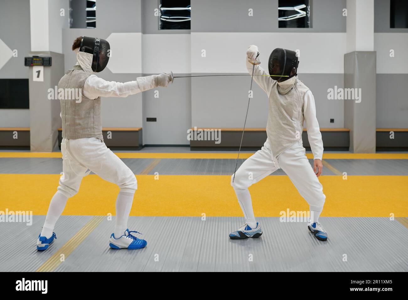 Rapiers hi-res stock photography and images - Alamy