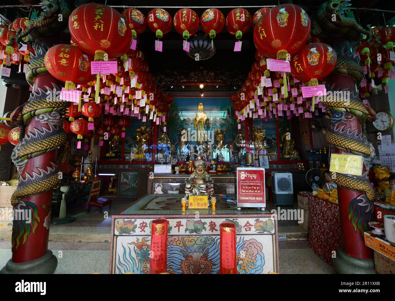 A beautiful Chinese temple in Chinatown in Bangkok, Thailand Stock ...
