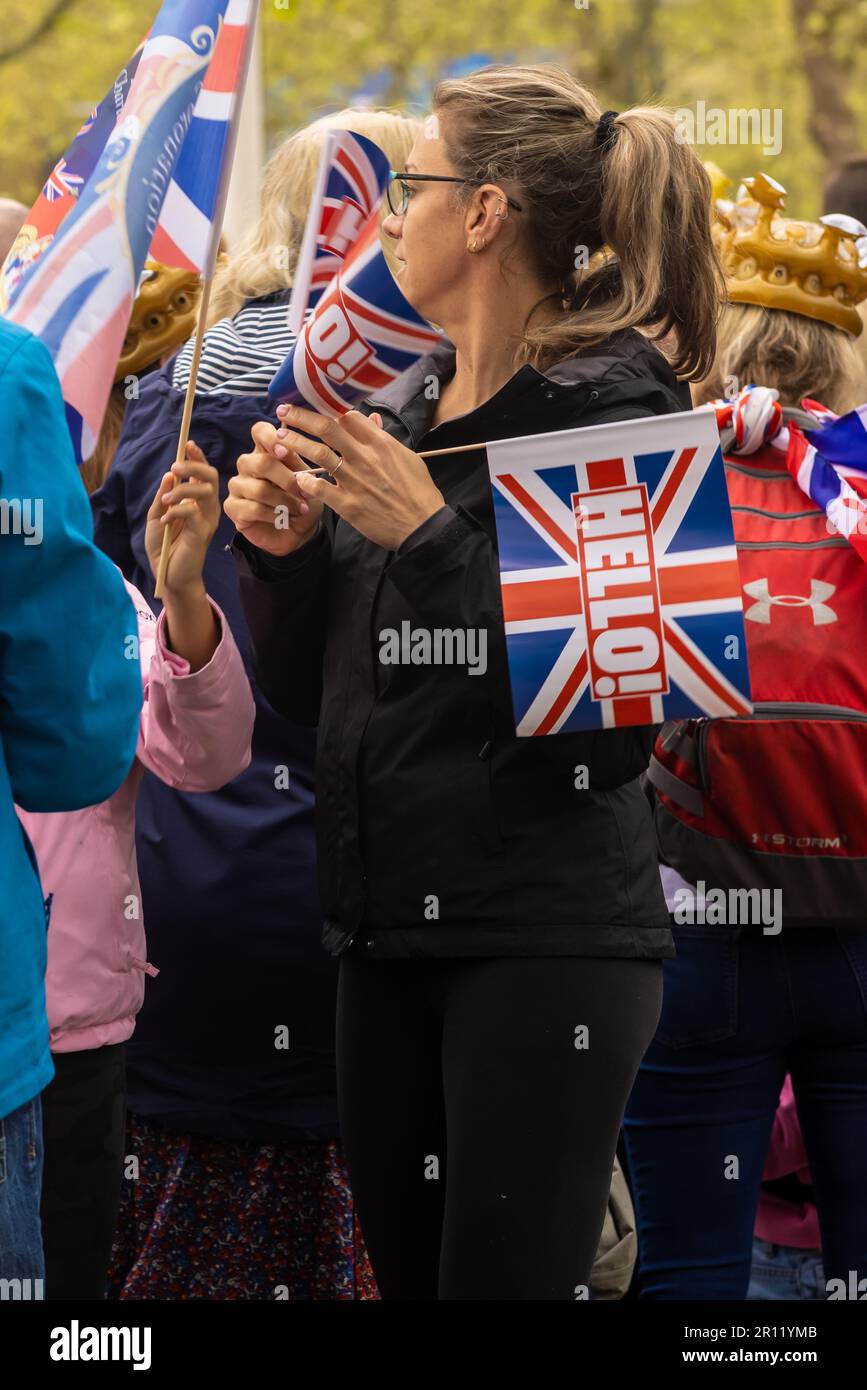 Coronation hair styles hi-res stock photography and images - Alamy