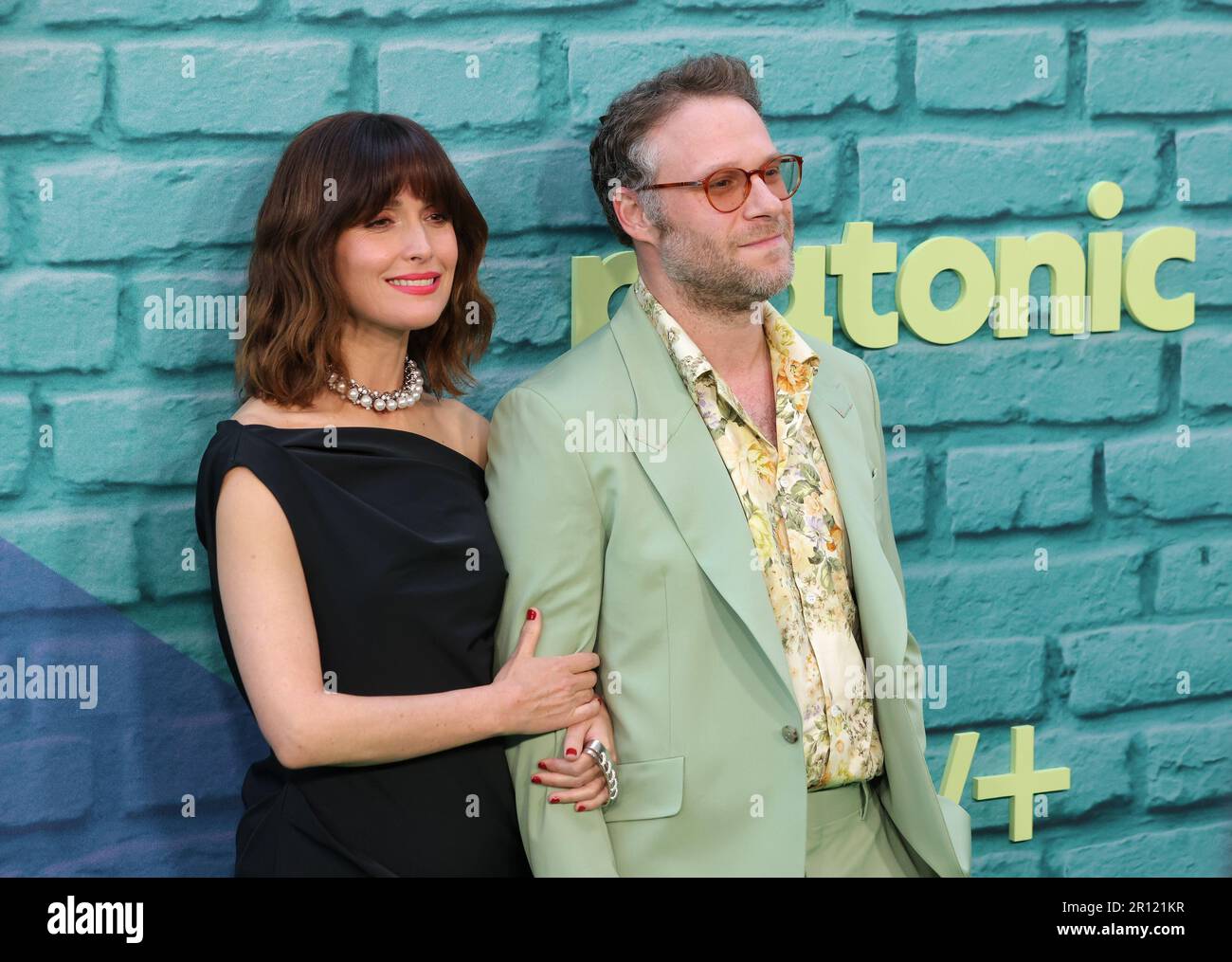 Los Angeles, United States. 10th May, 2023. Rose Byrne and Seth Rogen ...
