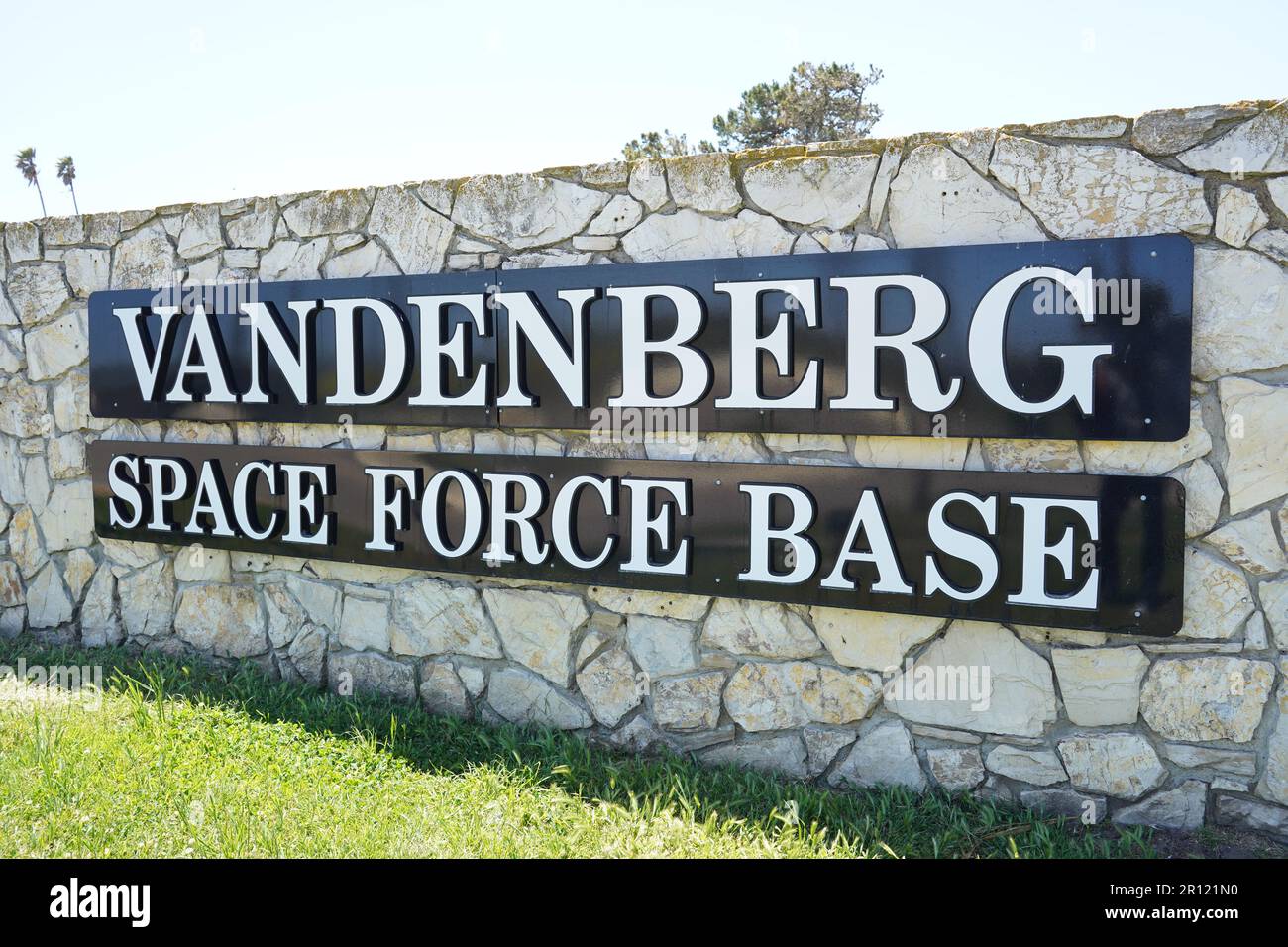 Lompoc, United States. 10th May, 2023. A sign at the entrance to the ...
