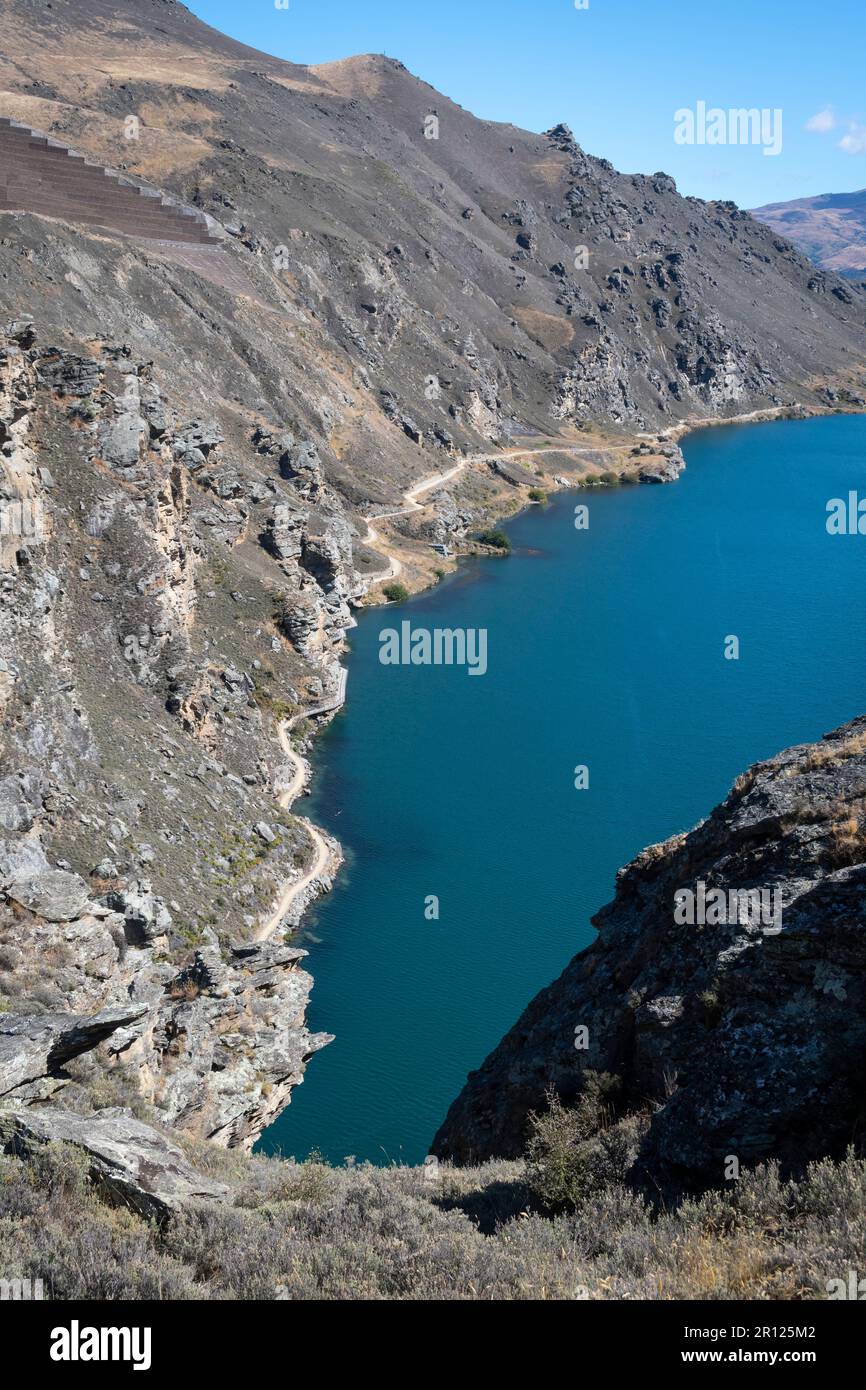 Lake Dunstan Cycle Trail, Cromwell, Central Otago, South Island, New ...