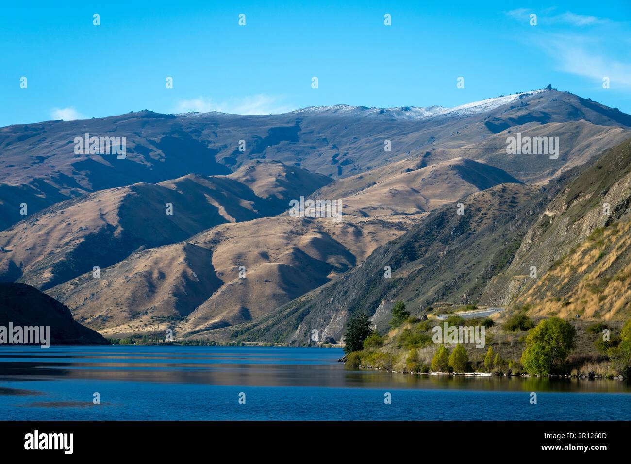 Dunstan peak hi-res stock photography and images - Alamy