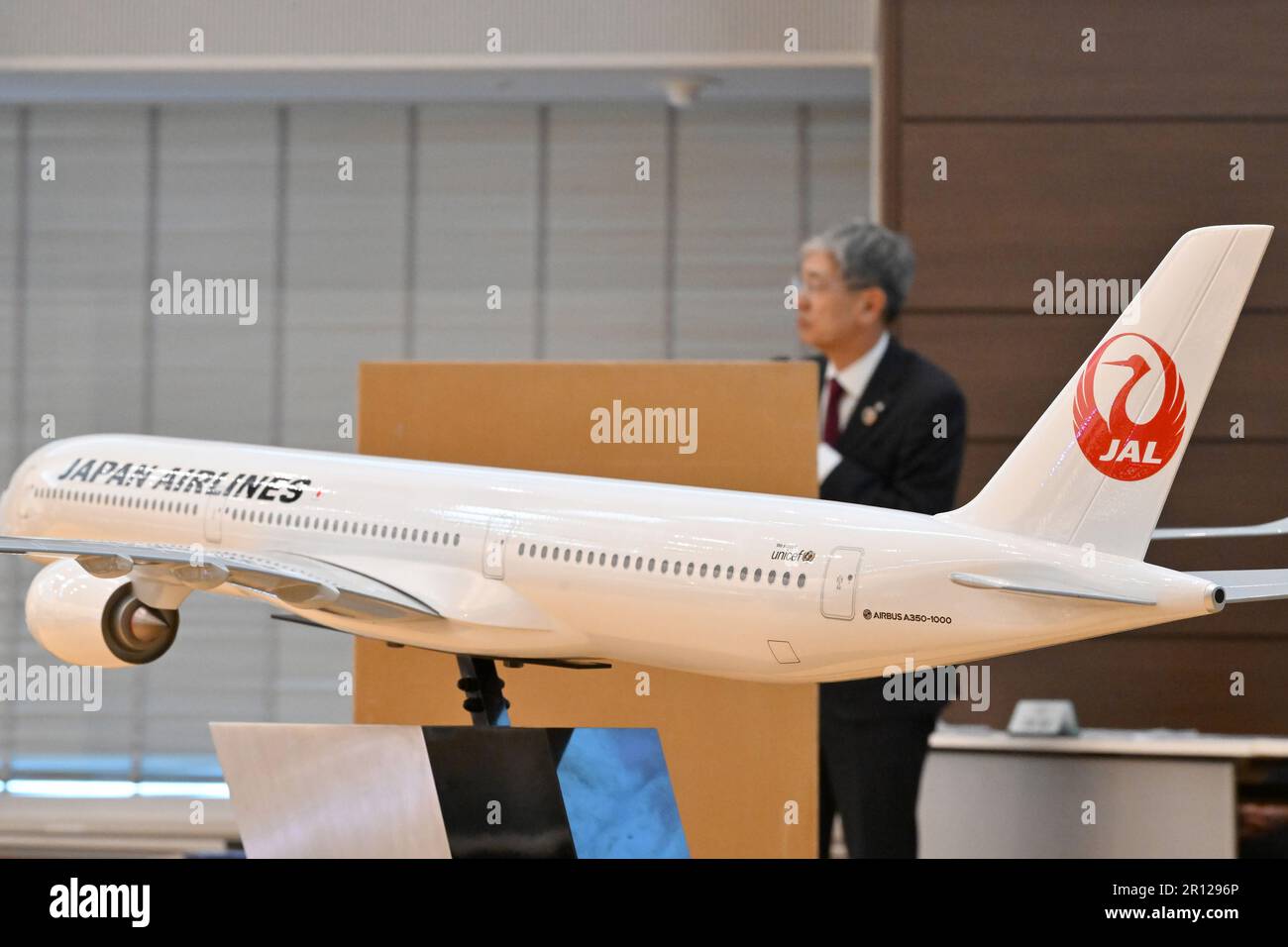 Large-scale model of the Airbus A350-1000, the next-generation flagship ...