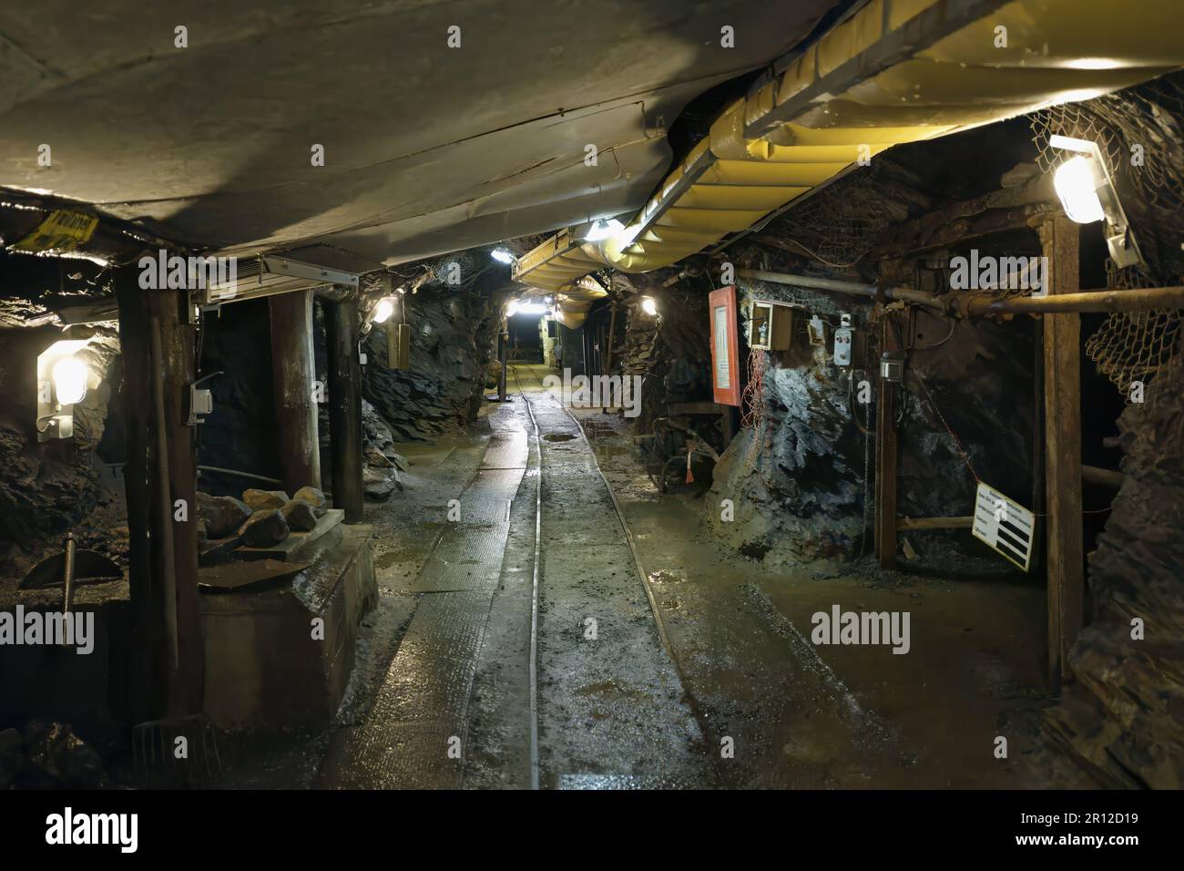Mine gallery hi-res stock photography and images - Alamy