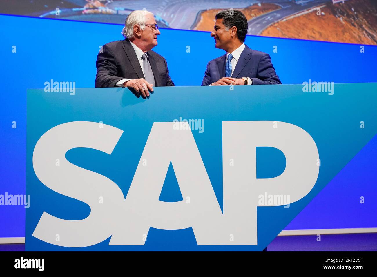 Mannheim, Germany. 11th May, 2023. Hasso Plattner (l), Chairman of the ...
