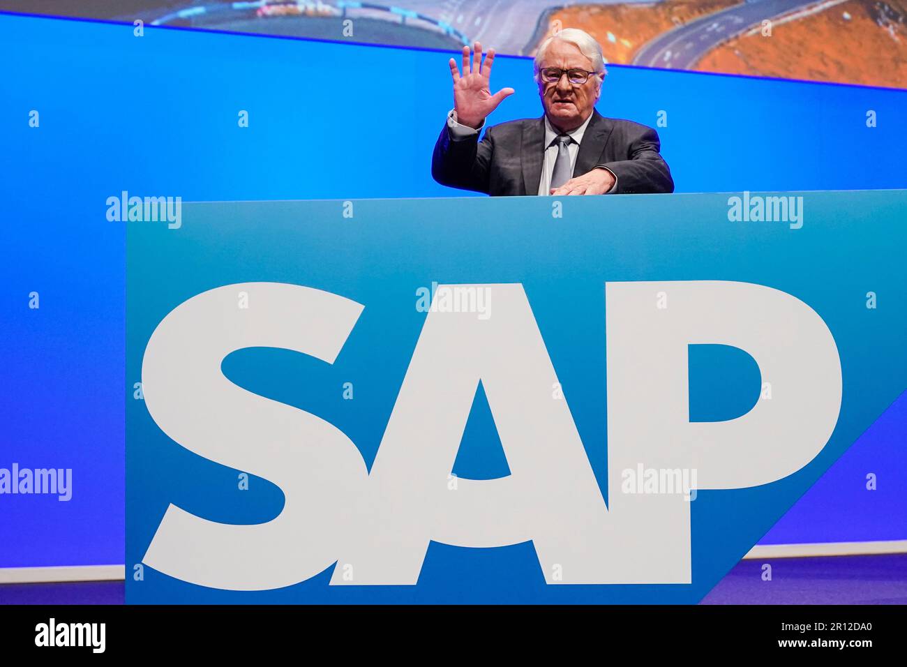 Sap se logo hi-res stock photography and images - Alamy