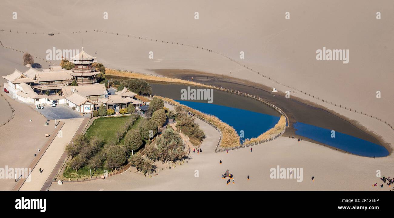 A Chinese oasis Stock Photo - Alamy