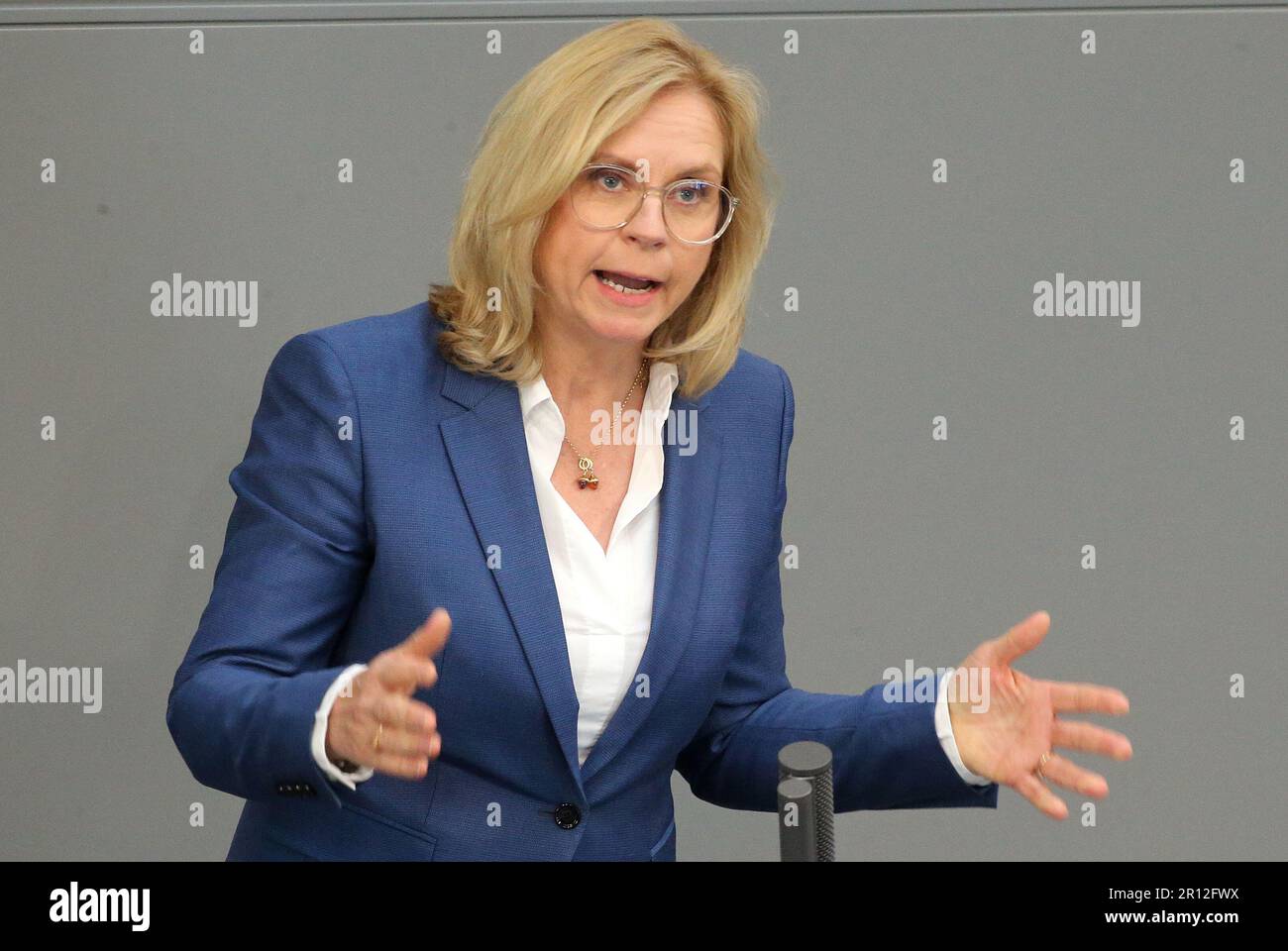 Andrea lindholz hi-res stock photography and images - Alamy