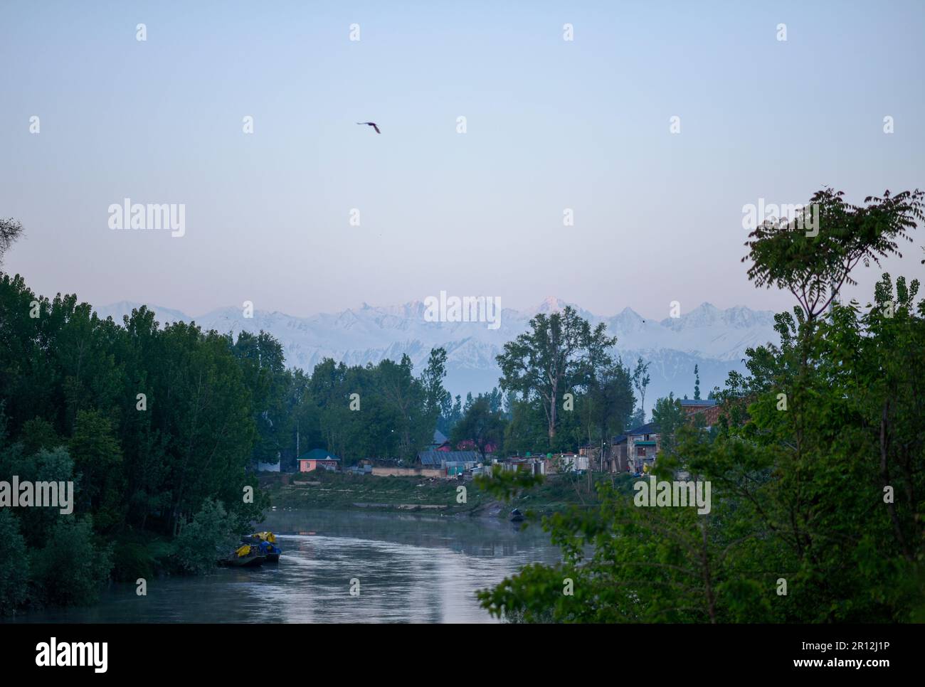 Pir panjal mountain range hi-res stock photography and images - Alamy