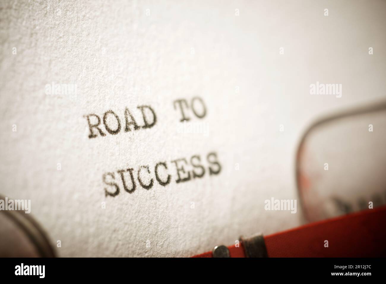 Road to success text written with a typewriter Stock Photo - Alamy
